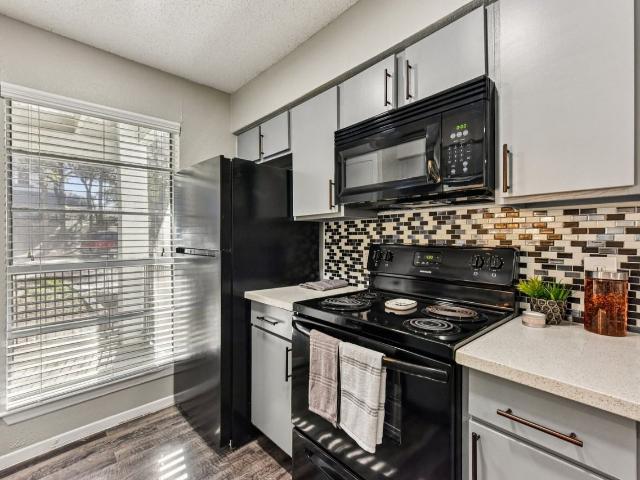 Treehouse Apartments Studio Apartment for Rent at 2501 Wickersham Ln, Austin, TX 78741 Parker Lane