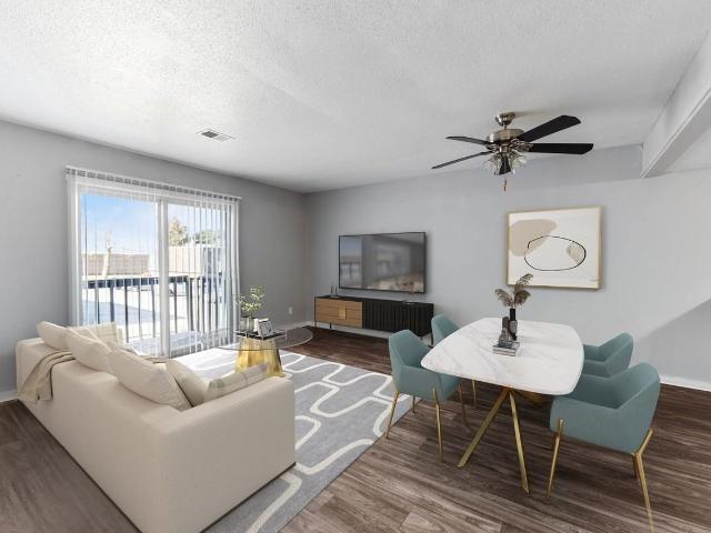 Treetop Lodge 2 Bedroom Apartment for Rent at 8951 Reeder St, Overland Park, KS 66214