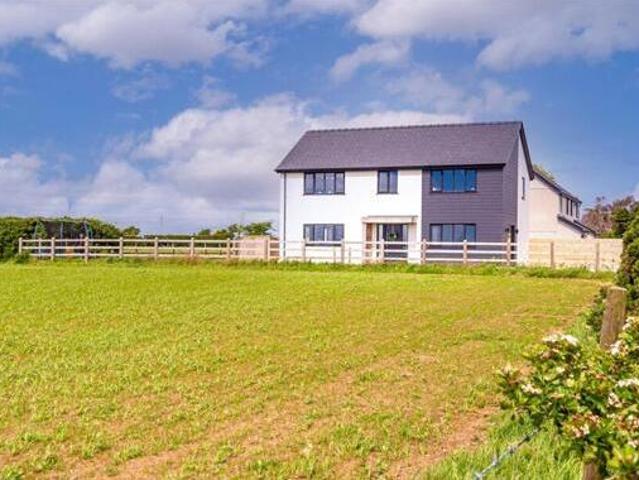 Trefor, Sir Ynys Mon, 4 Bedroom Detached