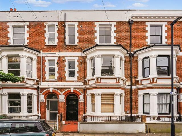 Tregothnan Road, Stockwell SW9, 3 bed flat to rent, £3,300 pcm | PrimeLocation