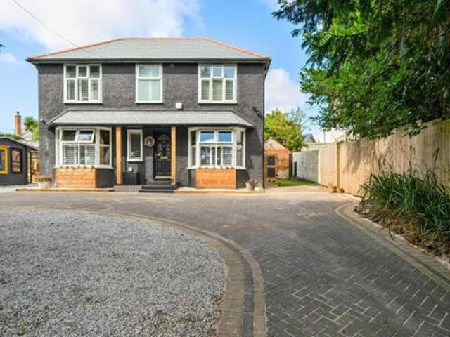 Tregurra Lane, Truro, 3 Bedroom Detached