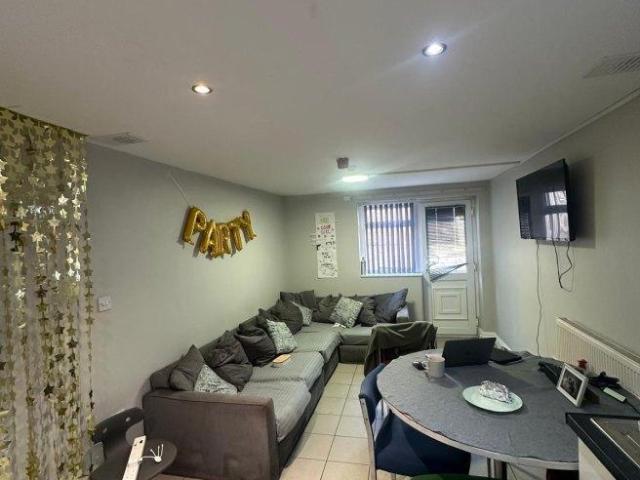 Treherbert Street 7 bed house share to rent £3,395 pcm £783 pw
