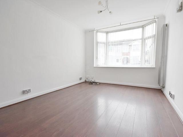 Treherne Road, Coventry, CV6 3EA