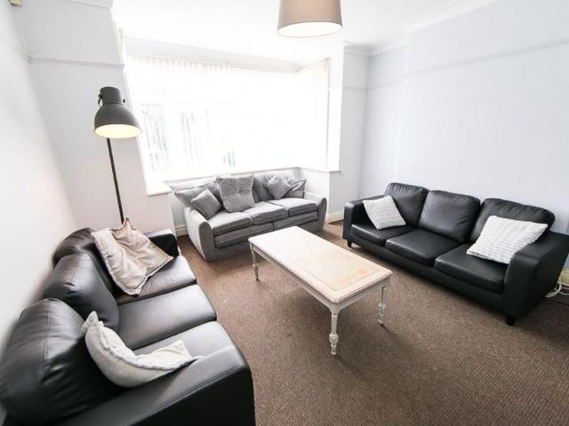 Trelawn Crescent, Headingley, Leeds