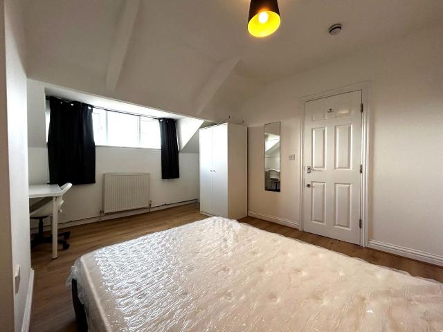 Trelawn Street, Leeds LS6, Room to rent, £515 pcm | PrimeLocation