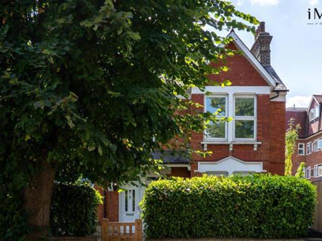 Tremaine Road, London, 2 Bedroom Flat