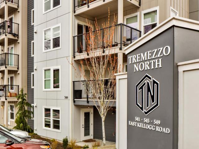Tremezzo Apartments