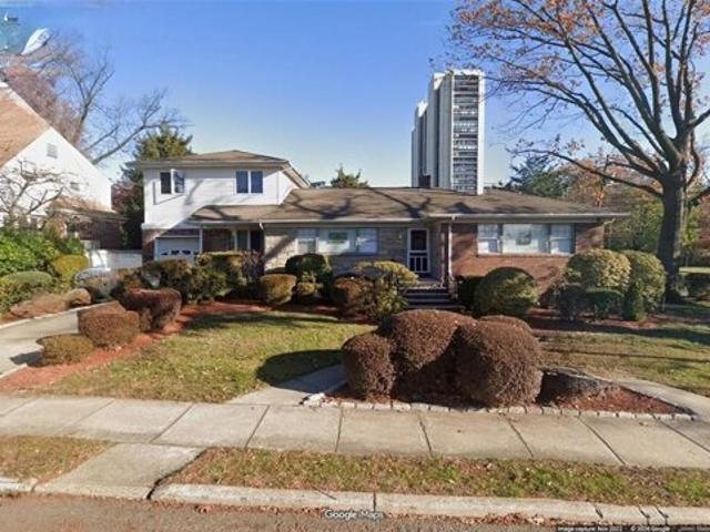 Tremont Ave, Fort Lee, Home For Sale
