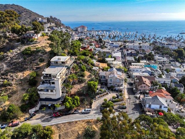 Tremont St, Avalon, CA 90704