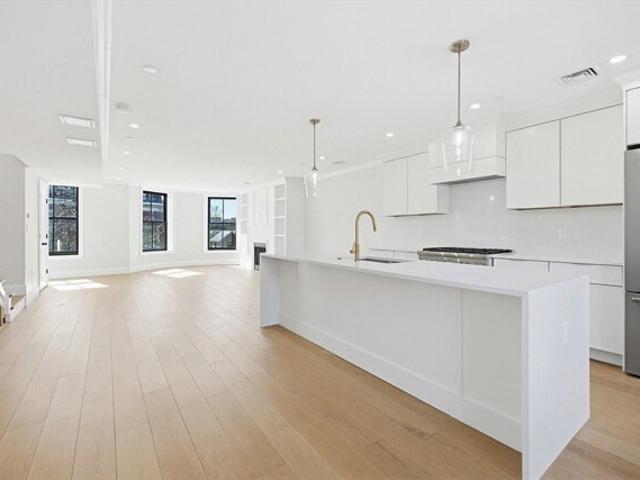 Tremont St, Boston, Condo For Sale