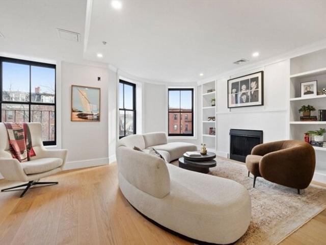 Tremont St, Boston, Condo For Sale