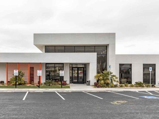 Trend! 3 Bedroom Apartment for Rent at 240 E Silverado Ranch Blvd, Paradise, NV 89183 Silverado Ranch