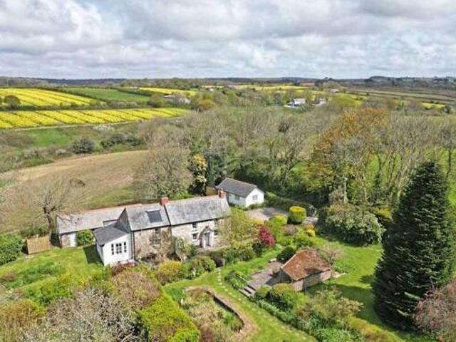 Trenwheal, Leedstown, 3 Bedroom Detached