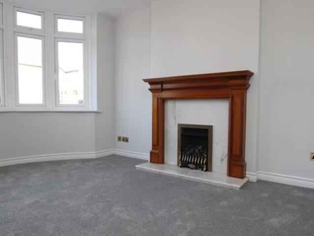 Trentham Drive, Nottingham, NG8