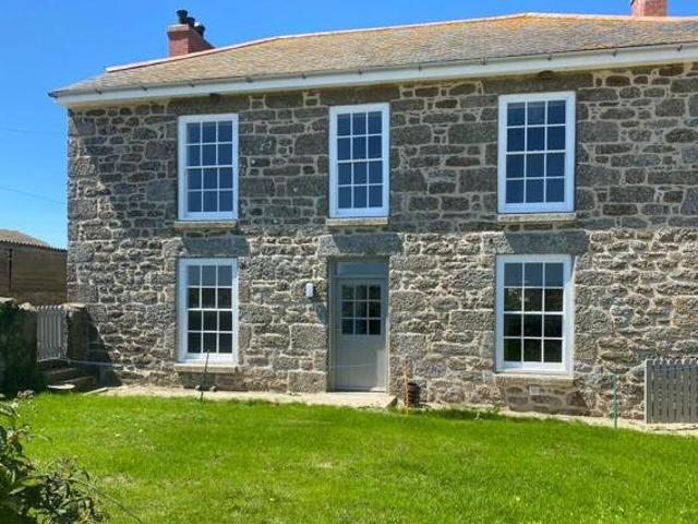 Trenuggo Farmhouse, St. Buryan, 5 Bedroom Farm