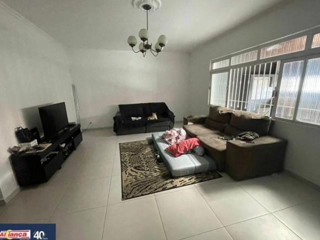 Três Casas no Mesmo Terreno Ideal para Investimento ou Família Grande
