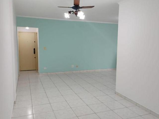 Três dormitórios, suite, dependência, elevador, gar. fechada