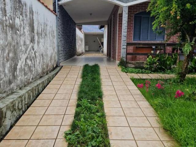 Três imoveis em um só!