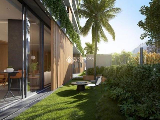 TRÊS SUITES, LAREIRA, 03 VAGAS JUNTO A PÇ DA ENCOL