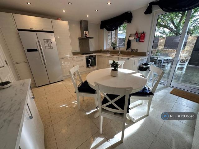 Tresham Crescent, London, NW8 1 bed in a house share to rent £1,575 pcm £363 pw