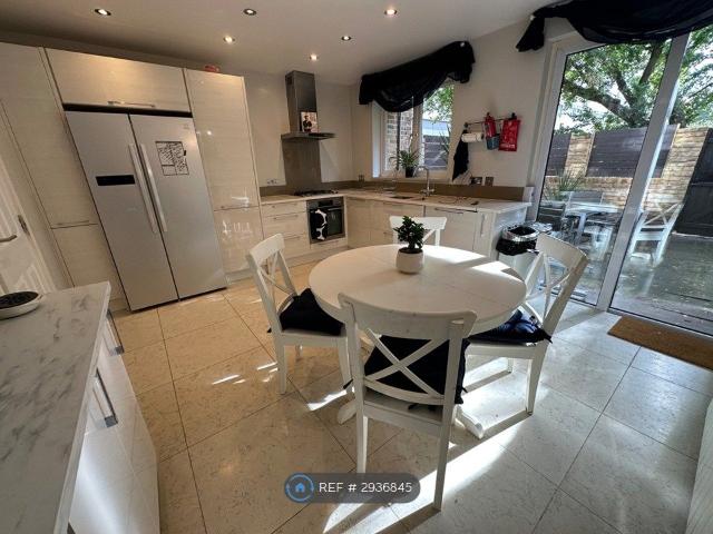 Tresham Crescent, London NW8, Room to rent, £1,575 pcm | PrimeLocation