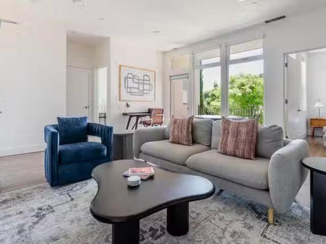 Trestle Apartments, 331 El Camino Real, San Carlos 2 Bedroo.