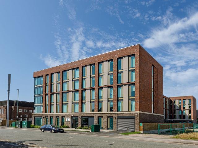 Triumph Road, Nottingham, Nottingham NG7, Room to rent, £802 pppm | PrimeLocation