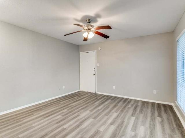 Tribecca Pointe Apartments 2 Bedroom Apartment for Rent at 601 Brown Trl, Hurst, TX 76053