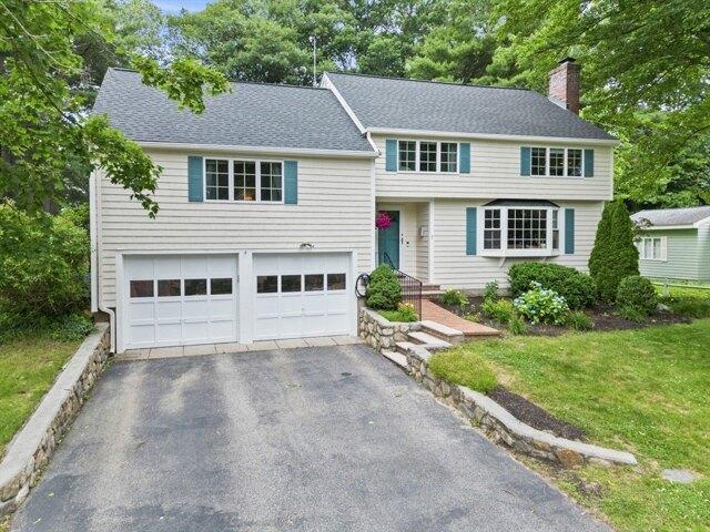 Trickett Rd, Lynnfield, Home For Sale