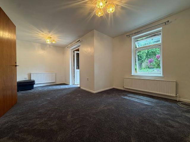 Trill Mill Court, Oxford OX1, 2 bed flat to rent, £1,900 pcm | PrimeLocation