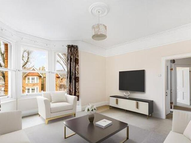 Tring Avenue, London, 2 Bedroom Apartment