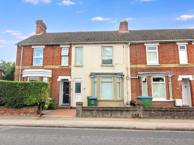 Tring Road, Aylesbury HP20, 3 bed terraced house to rent, £1,550 pcm | PrimeLocation