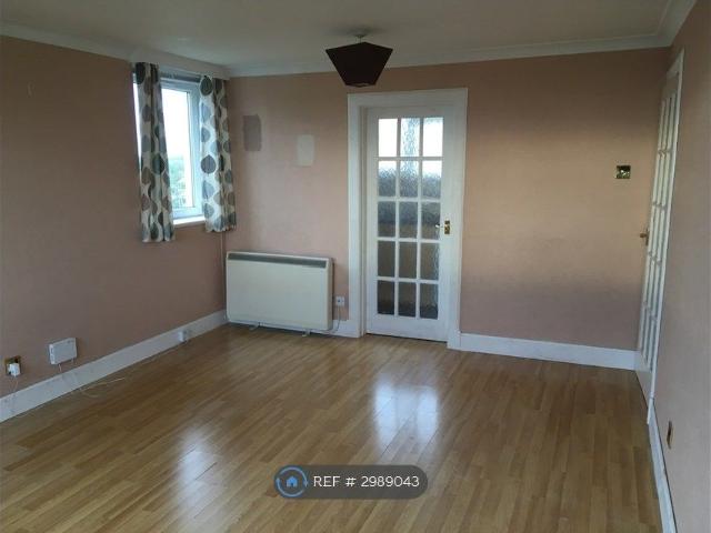 Trinidad Way, East Kilbride, Glasgow G75, 2 bed flat to rent, £700 pcm | PrimeLocation