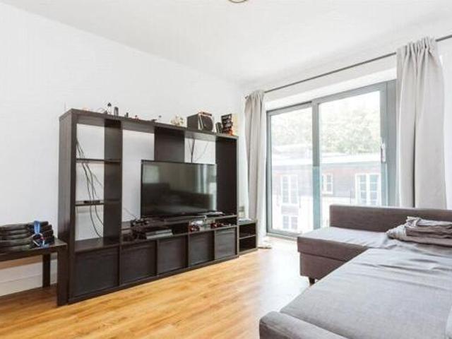 Trinity Apartments, Braggs Lane, 2 Bedroom Apartment