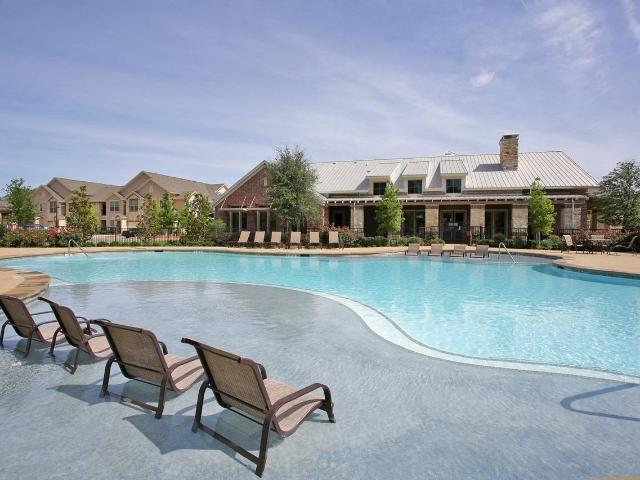 Trinity Bell Gardens Apartments 3 Bedroom Apartment for Rent at 9500 Trinity Blvd, Fort Worth, TX 76118
