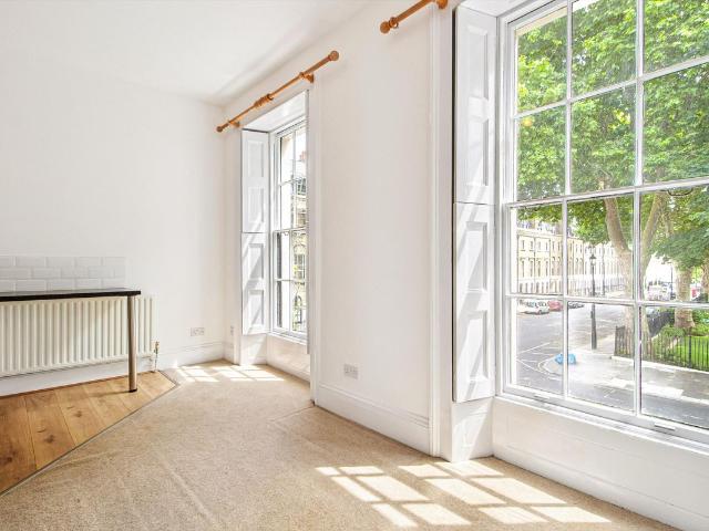 Trinity Church Square, Southwark, London SE1, 1 bed flat to rent, £2,000 pcm | PrimeLocation