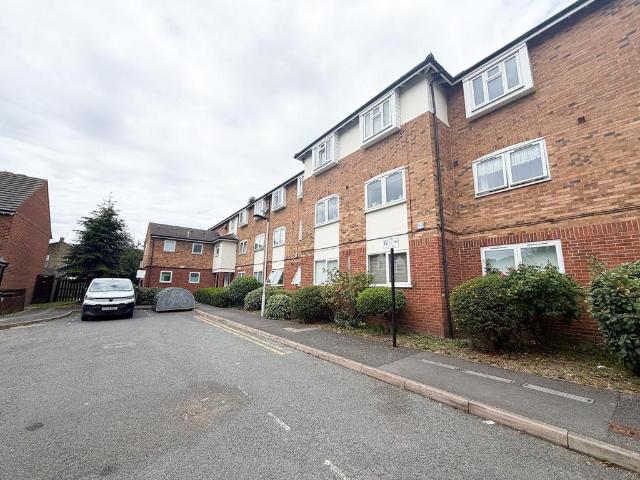 Trinity Close, Lime Court, E11 1 bed flat to rent £1,600 pcm £369 pw