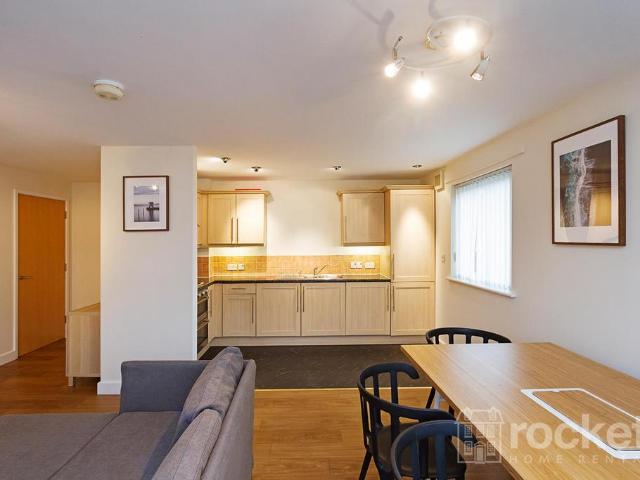 Trinity Court, No1 London Road. 1 bed apartment to rent £1,025 pcm £237 pw