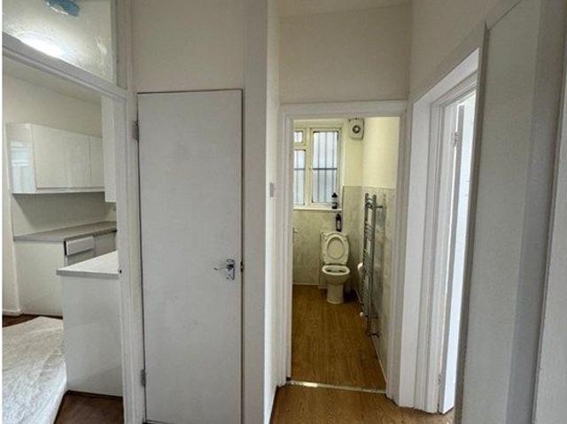 Trinity Court, London N22, 2 bed flat to rent, £1,900 pcm | PrimeLocation
