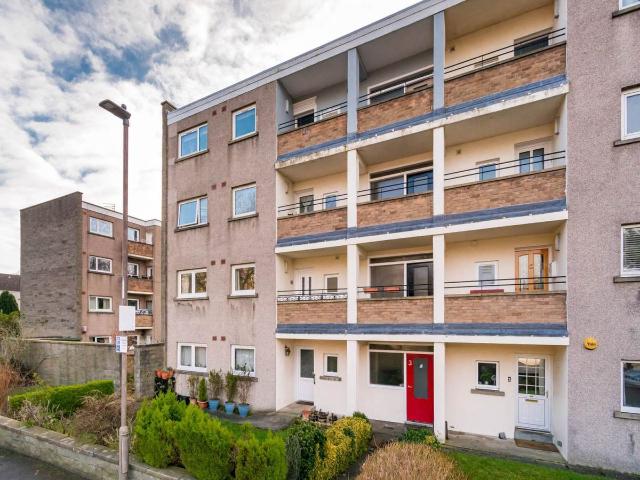 Trinity Court, Trinity, Edinburgh EH5, 3 bed flat to rent, £1,350 pcm | PrimeLocation