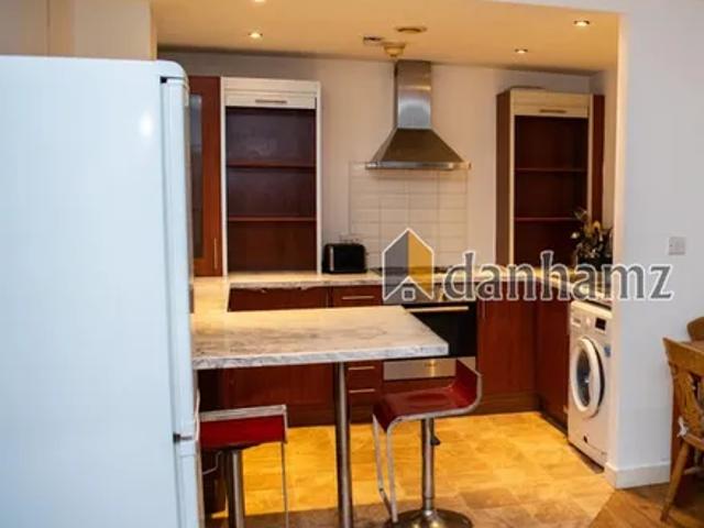 Trinity Edge, 1 St. Mary Street, Salford, M3 6BT, United Kingdom | 2 bed house for rent #118953307 | Rentberry