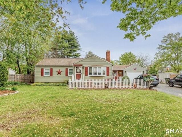 Trinity Ln, Windsor Locks, Home For Sale