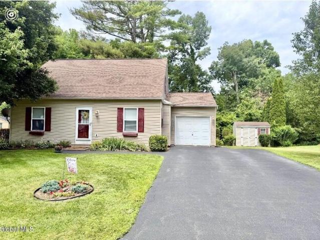 Trinity Pl, Selkirk, Home For Sale