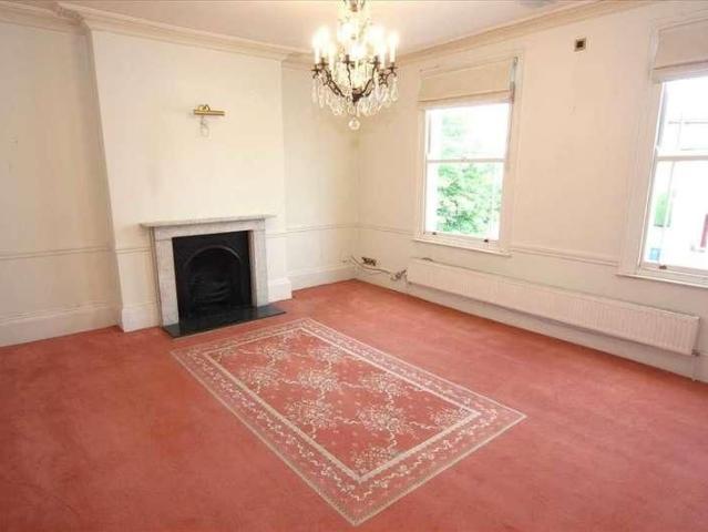 Trinity Place, Windsor, SL4