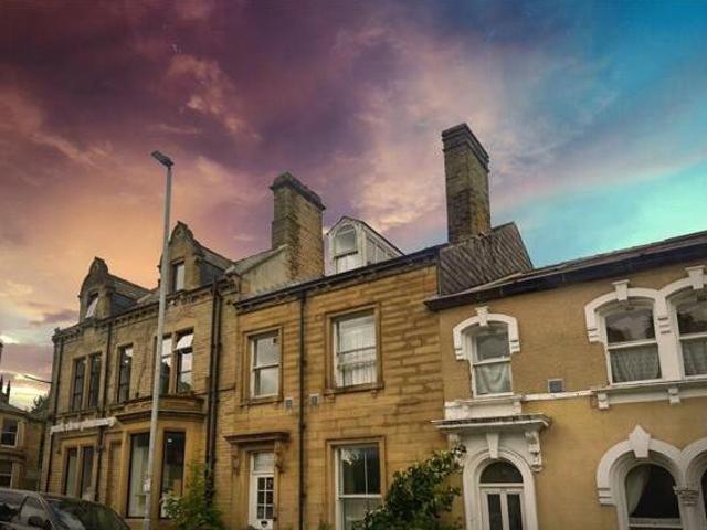 Trinity Street, Huddersfield, 1 Bedroom House