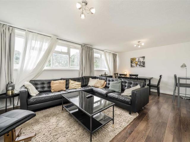 Trinity Way, Acton W3, 3 bed flat to rent, £2,600 pcm | PrimeLocation