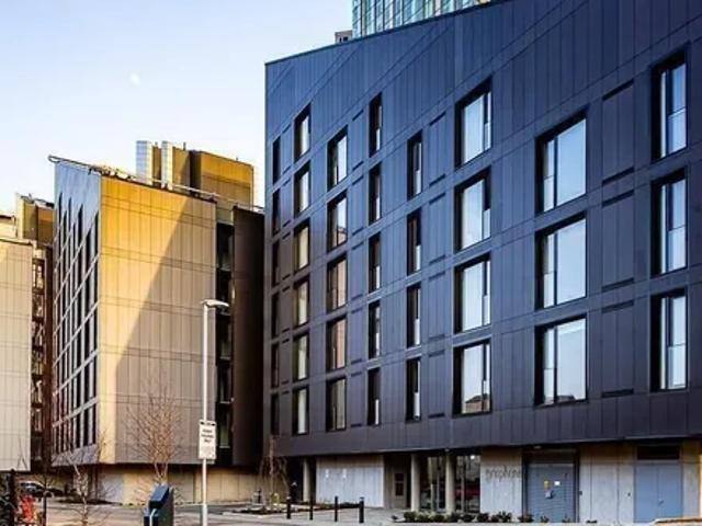 Trinity Way, Blackfriars, Salford, M3 7GX, United Kingdom | 2 bed apartment for rent #167072679 | Rentberry