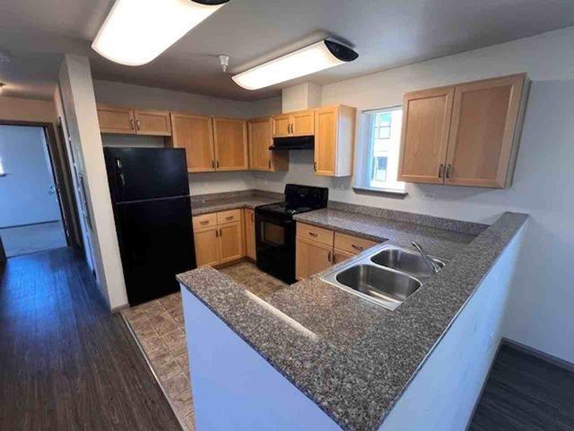 Trinit 2 Bedroom Apartment for Rent at 1865 1849, 1865 Ferry Alley & 1850 Ferry St Eugene, OR 97401 Cal Young