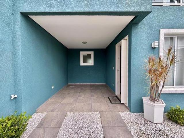 Triplex Mobiliado à Venda no Pinheirinho 3 Quartos, Terraço com Espaço Gourmet e 3 Vagas de Garagem