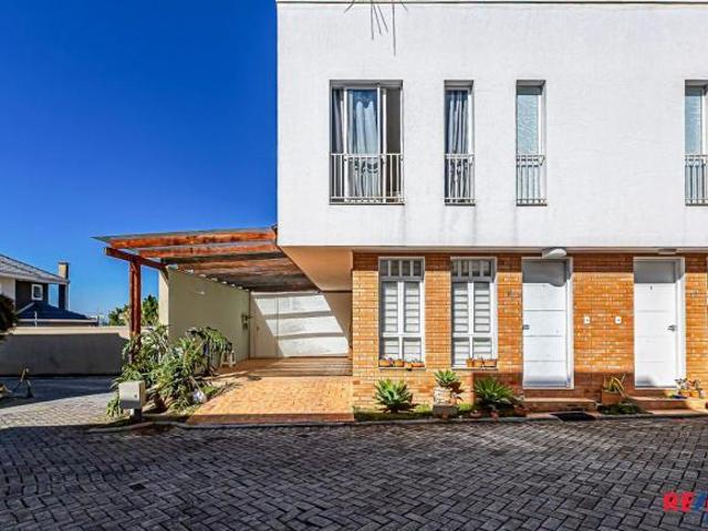 TRIPLEX MOBILIADO COM VISTA PARA A SERRA DO MAR | 145 m² | CONDOMÍNIO EXCLUSIVO NO BARREIRINHA